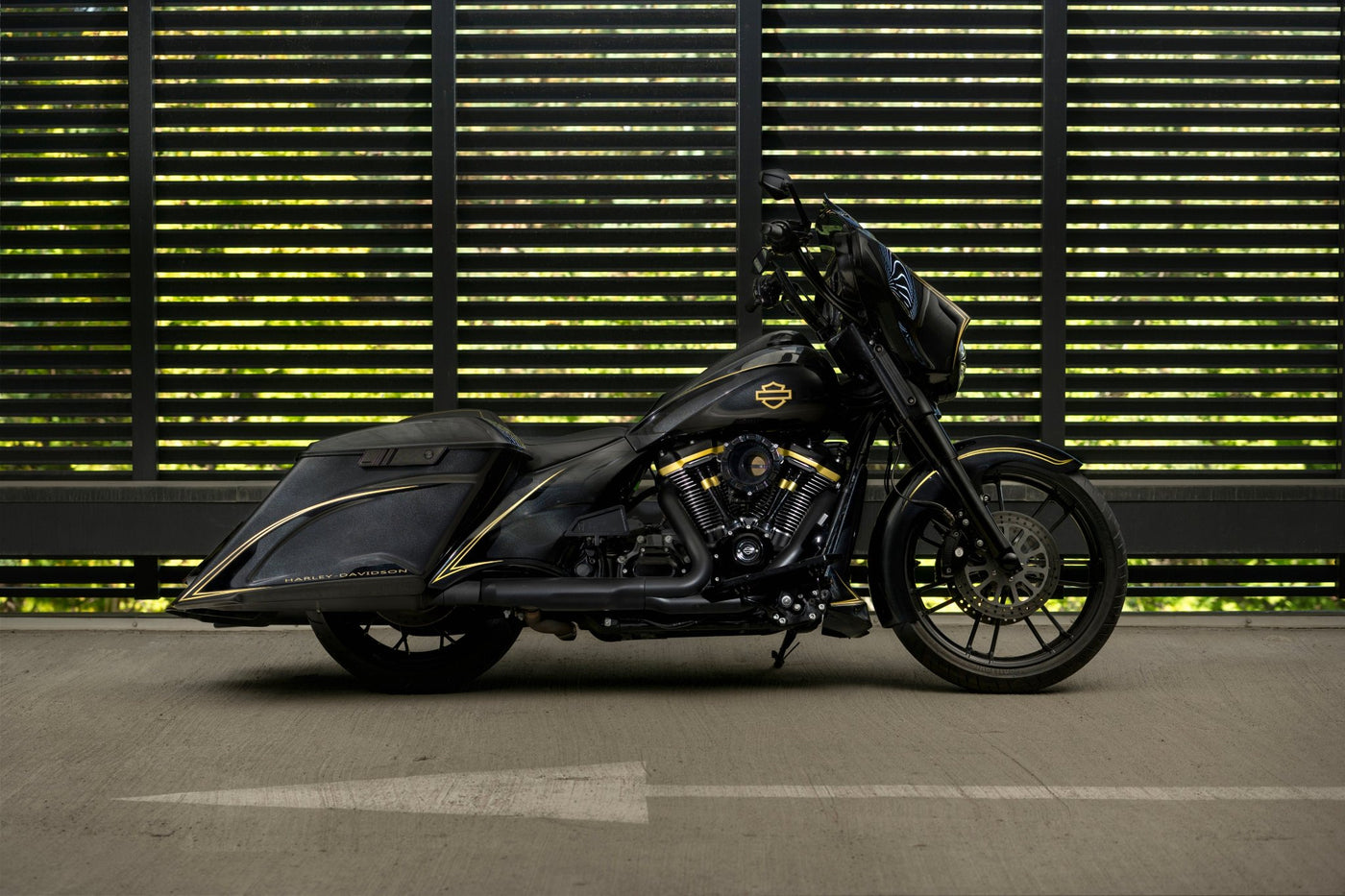 Magnus side cover and tank shroud set for HD Touring 2014 up models ...